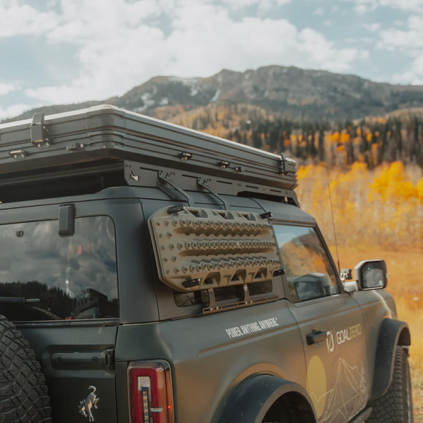 TrailRax Recovery Board Plate | Rack Accessories